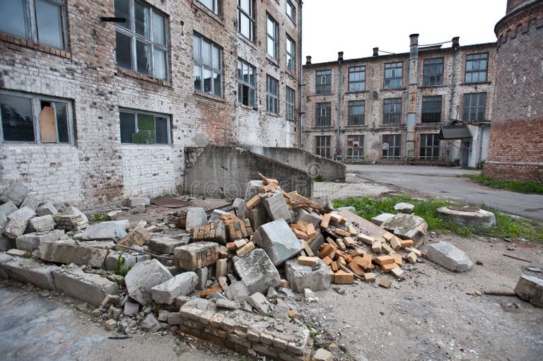 8,038 War Damaged Building Stock Photos - Free & Royalty-Free Stock ...