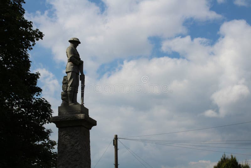 The war memorial editorial stock photo. Image of treeton - 98689708