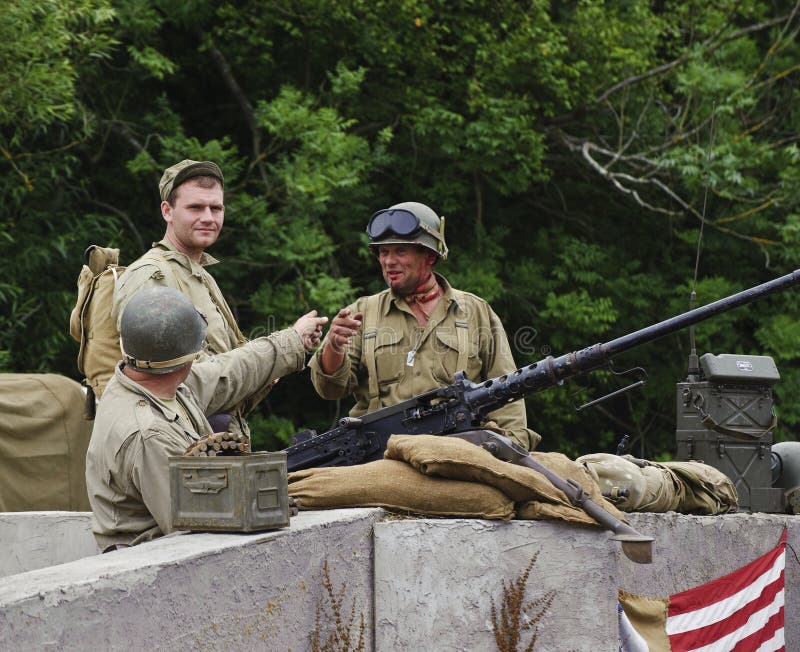 War and Peace Show 2011 editorial photography. Image of gulf - 20453807