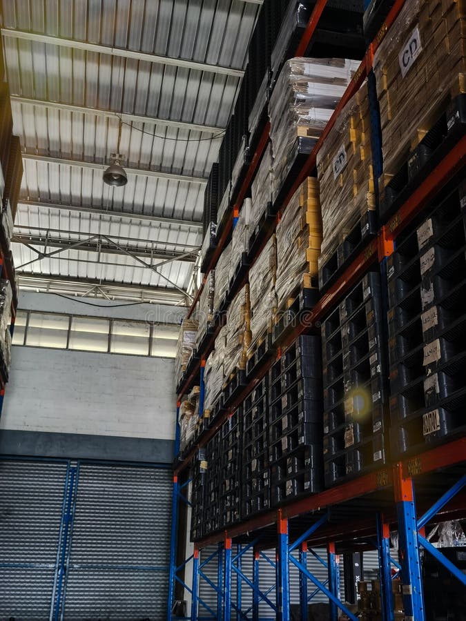 Warehouse Cargo Building Store, Warehouse Interior with Shelves ...