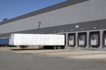 3,667 Loading Unloading Bay Stock Photos - Free & Royalty-Free Stock ...