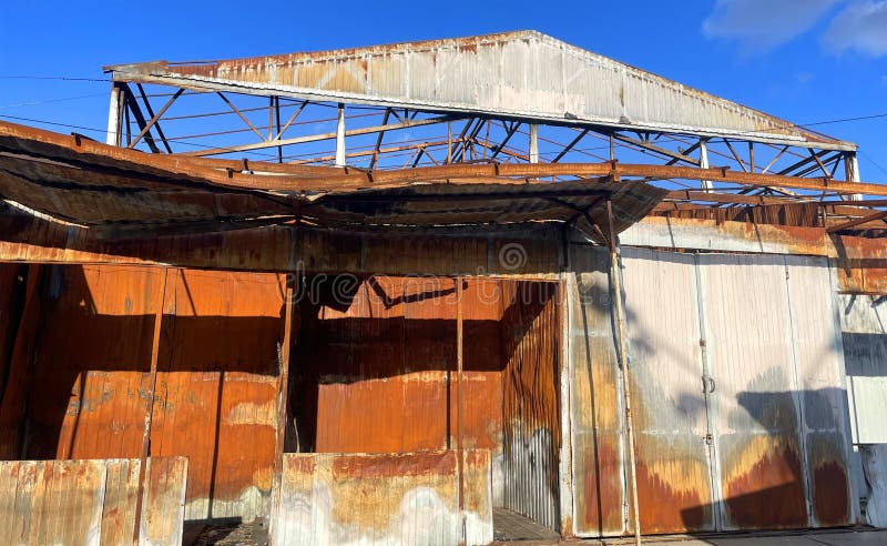 Burnt Metal Frame of the Building Stock Photo - Image of wall, loading ...