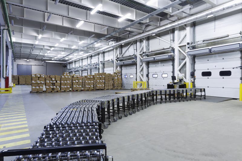 Warehouse Unloading Docks , Truck Transport on Freeway Stock Photo ...