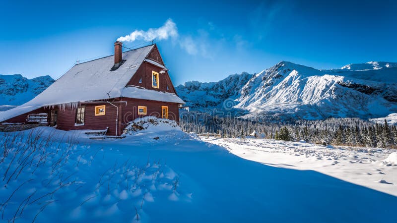 Warm cottage in a winter stock image. Image of place - 36128331