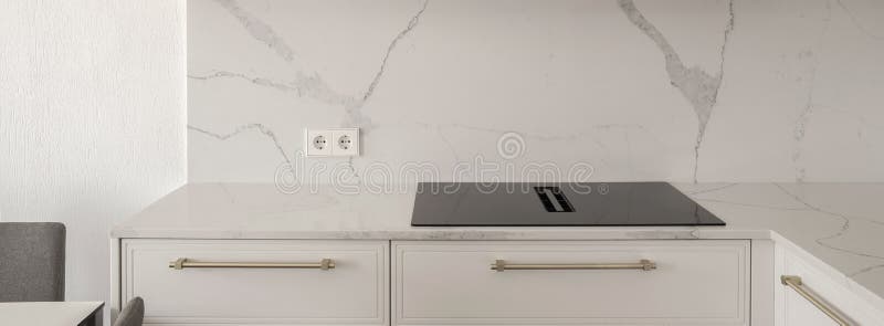 Warm White Kitchen Interior Design, Electric Hob with Integrated ...