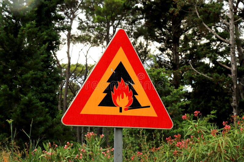 Warning Sign - Forest Fire Danger, Dry Forest, Drought Stock Photo ...