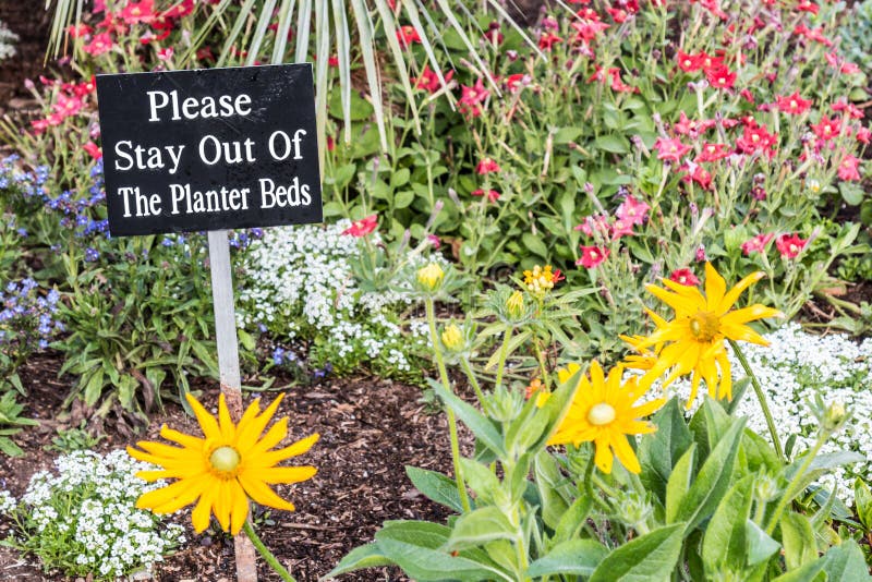 Warning Sign To Stay Out Flower Bed Stock Photos - Free & Royalty-Free ...