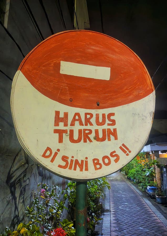 Warning Signs Aimed at Motorists To Turn Off Their Vehicles when ... Warning Signs Aimed at Motorists To Turn Off Their Vehicles when ...