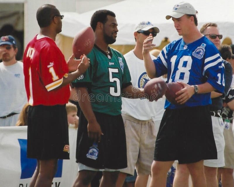 Warren Moon, Donovan McNabb & Peyton Manning Redaktionell Foto - Bild ...