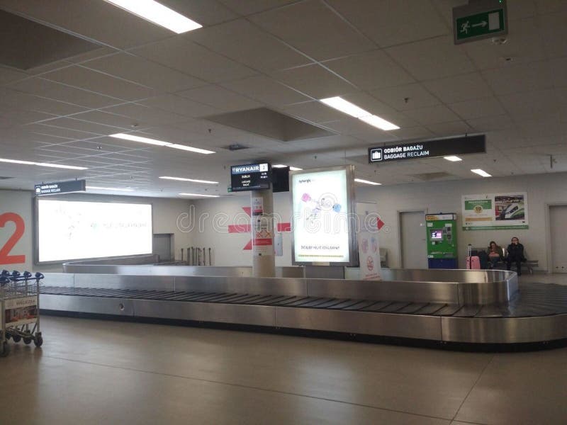 Warsaw Modlin Airport editorial image. Image of flight - 171814630