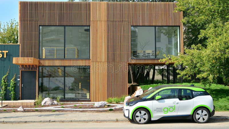 Building Promoting the Construction of the Complex Forest Office ...