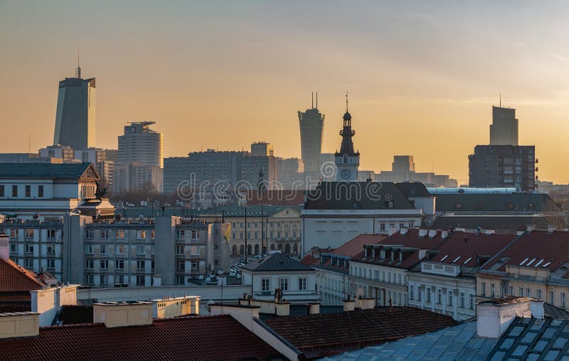 Warsaw Sunset editorial photo. Image of polska, poland - 220700096
