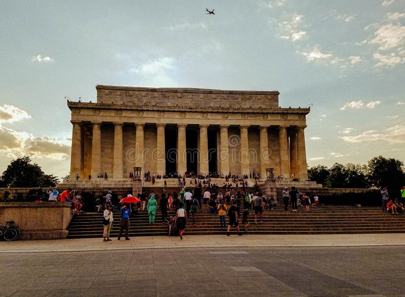 Washington DC Monument editorial stock image. Image of ruins - 179977979