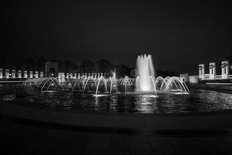 Washington, DC - 3-11-2024: World War II Memorial at Night Editorial ...