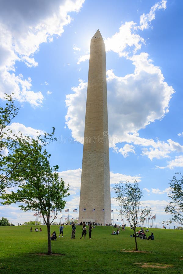Washington monument editorial photography. Image of feet - 53847307