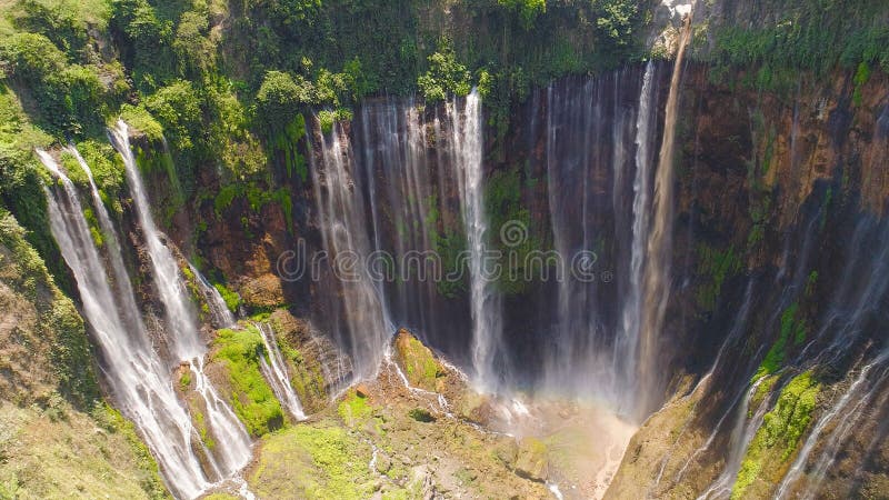 Wasserfall Coban Sewu Java Indonesia Stockfoto - Bild von frech, java ...