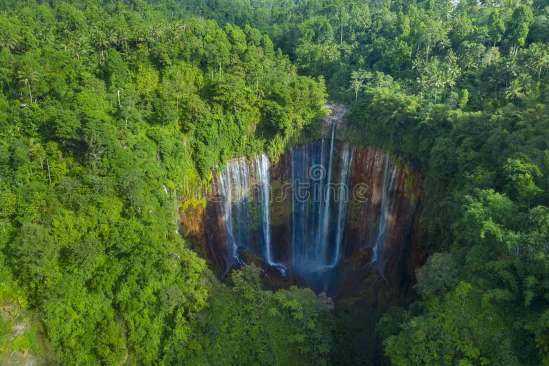 Aussichtspunkt an Den Tumpak Sewu Falls, Auf Der Insel Java, Indonesien ...