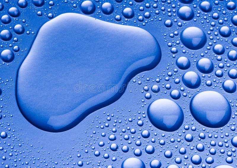 Tropfen stockbild. Bild von schön, kristall, schacht, anziehung - 1945923