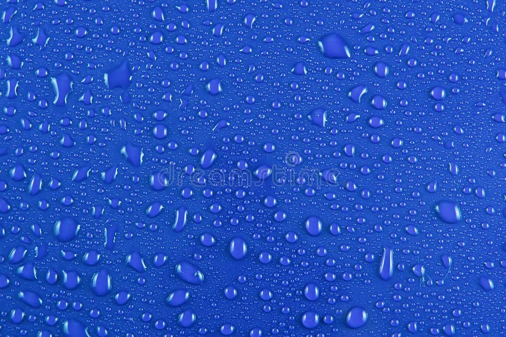 Wassertropfen auf Blau stockfoto. Bild von tropfen, glitzern - 1704208