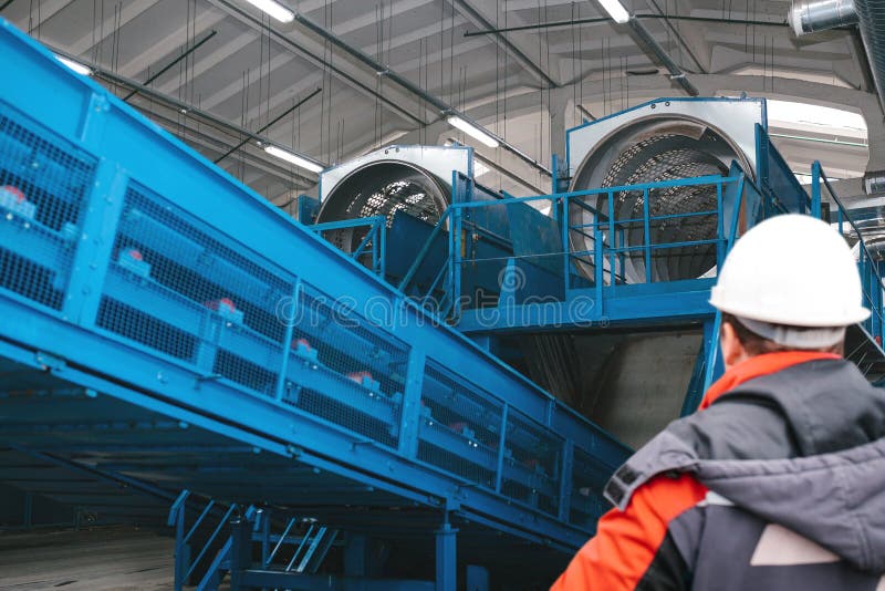 Waste processing plant. editorial photo. Image of labour - 143251891