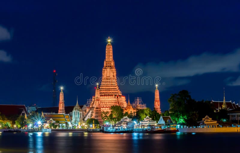 Wat Arun at the Night View. Stock Photo - Image of buddhism, background ...