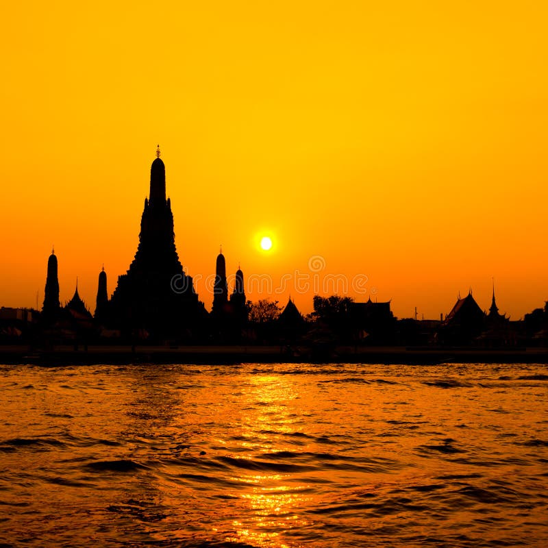Wat Arun stock image. Image of monument, night, place - 34577605