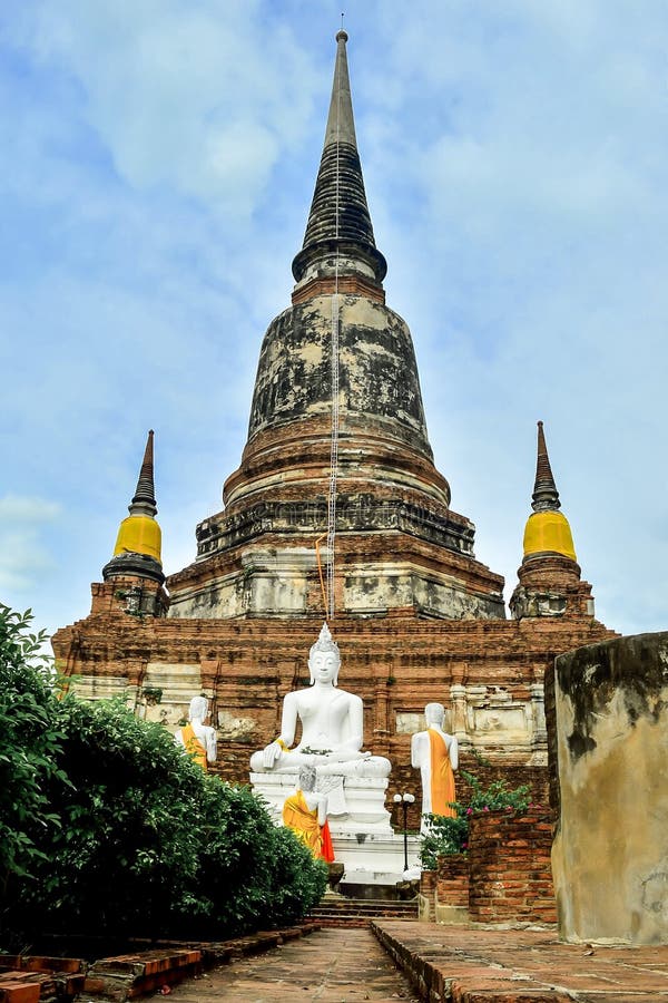 Wat chaiwatthanaram stock image. Image of prasatthon - 46296061 Wat chaiwatthanaram stock image. Image of prasatthon - 46296061