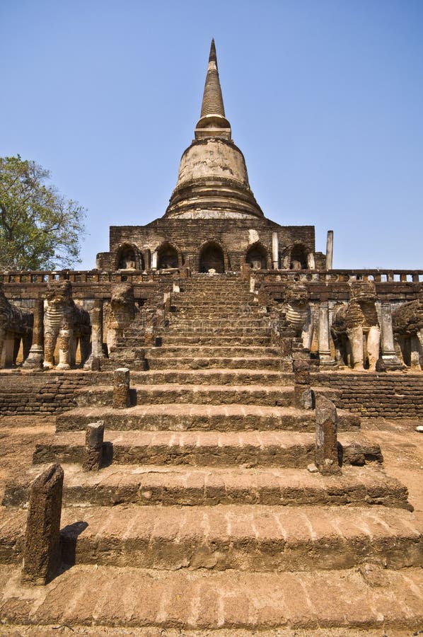 Wat Chang Lom stock photo. Image of asian, pagoda, buddhism - 19249502