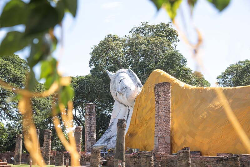 Wat Khun Inthapramun Thai stockbild. Bild von foto, anbetung - 105378223