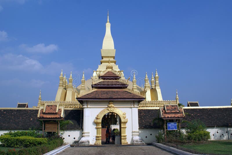 Wat that Luang stock image. Image of robe, building, destinations - 5000515