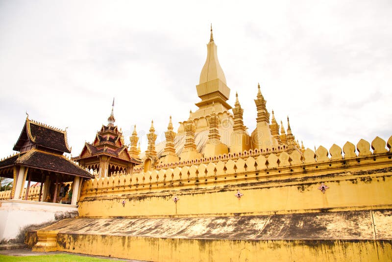 Wat Pha-that Luang stock photo. Image of pilgrimage, prayer - 17423196