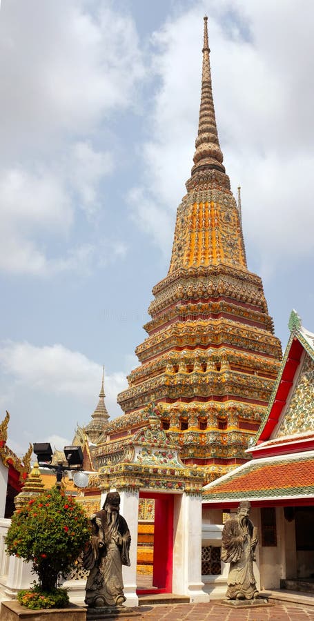 Wat pho temple in Bangkok stock photo. Image of antiquities - 39013608