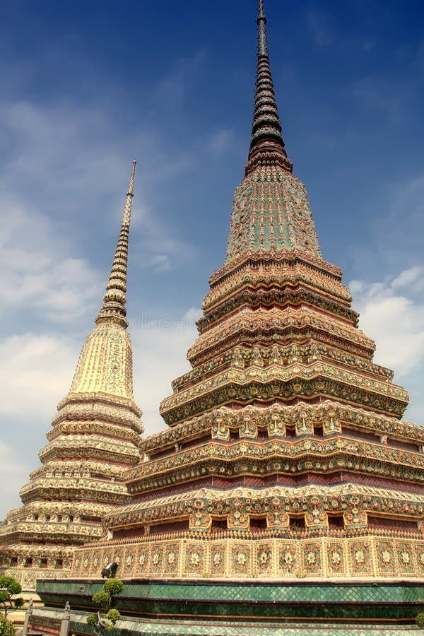Wat pho temple in Bangkok stock photo. Image of antiquities - 39013608
