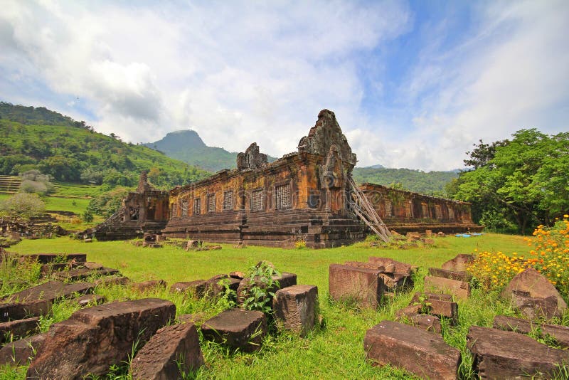 Wat Phu stone sanctuary stock photo. Image of champasak - 57932784