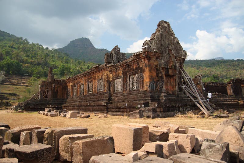 Wat phu in laos stock image. Image of khmer, ruin, champassak - 12884049