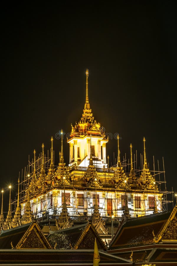 Wat Ratchanatda Night Scene on Dark Background Stock Photo - Image of ...