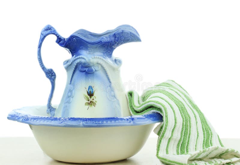 Water Basin and Towel stock image. Image of green, color - 15755139