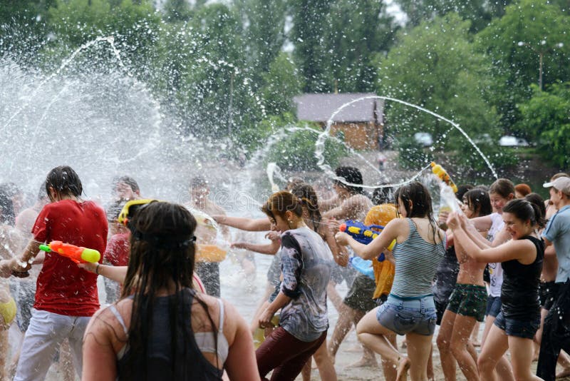 Water battle on Kiev beach editorial image. Image of fight - 31406575