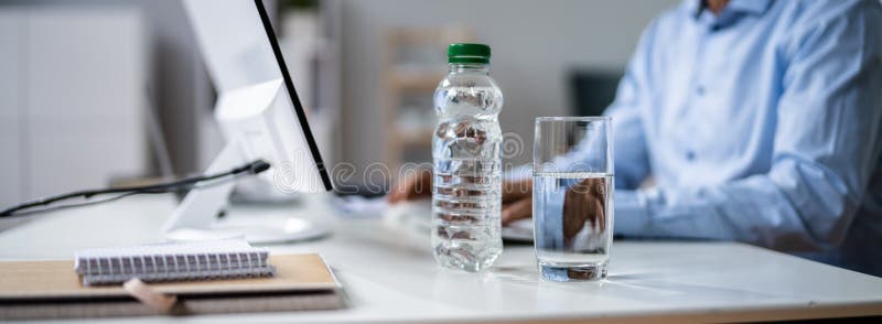 569 Computer Desk Transparent Background Stock Photos - Free & Royalty ...