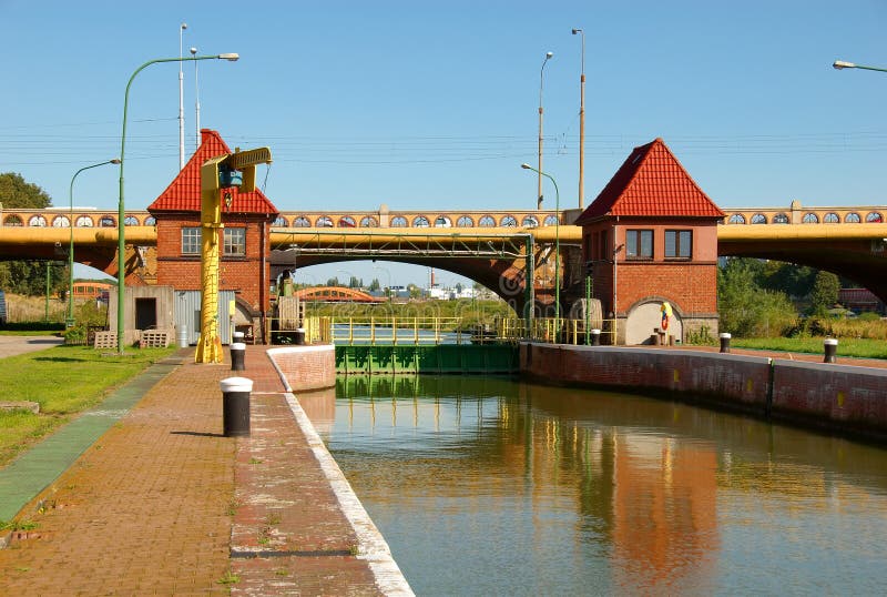 Water canal lock stock photo. Image of lock, shore, bridge - 9643510