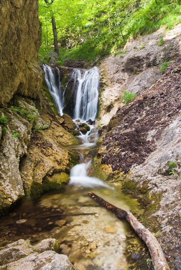 140+ Chute cascade Free Stock Photos - StockFreeImages