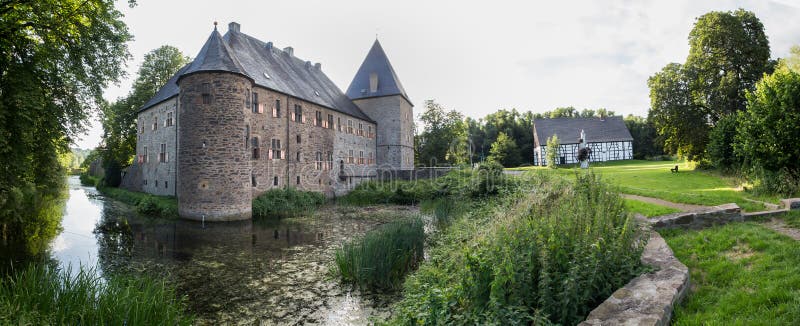 Water Castle Haus Kemnade Nrw Germany Stock Photo - Image of wall ...
