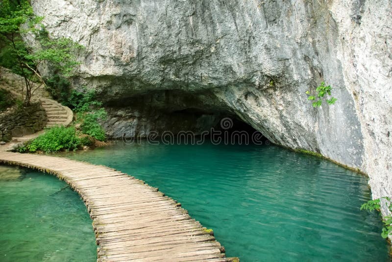 Water cave entrance stock photo. Image of cove, nature - 11133508