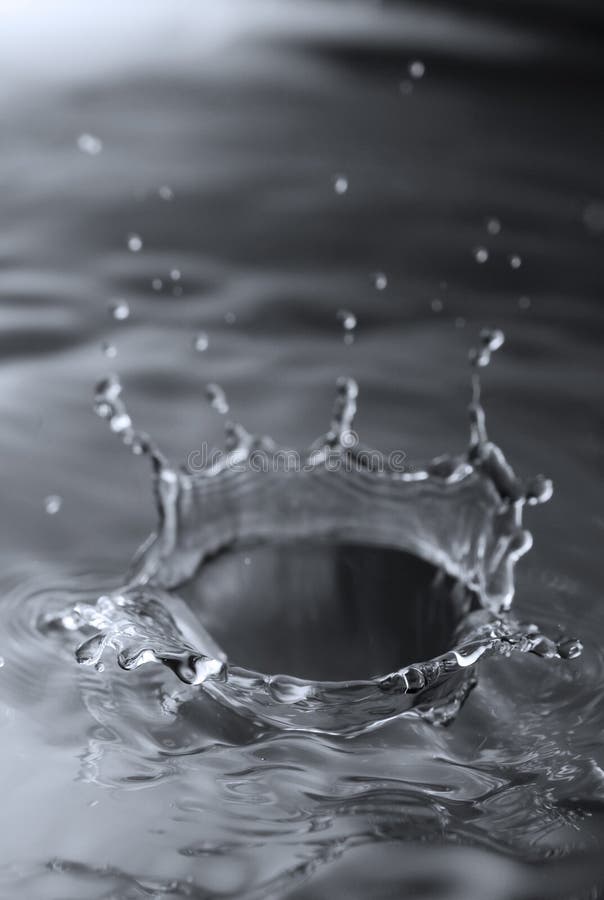 Water Splash with Angular Crown Stock Image - Image of liquid, drip ...