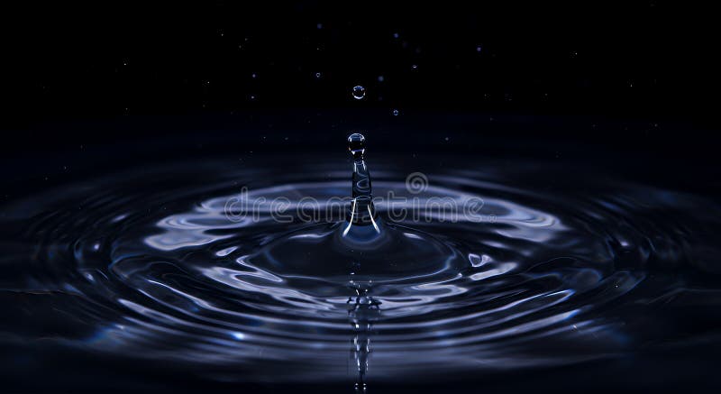 Single Drop Liquid Creates Ripple Effect Dark Surface Stock Photos ...