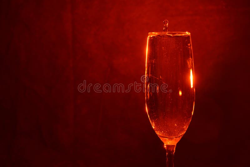 Water Drops Photographed with Higspeed Flashes and Dropper in the ...