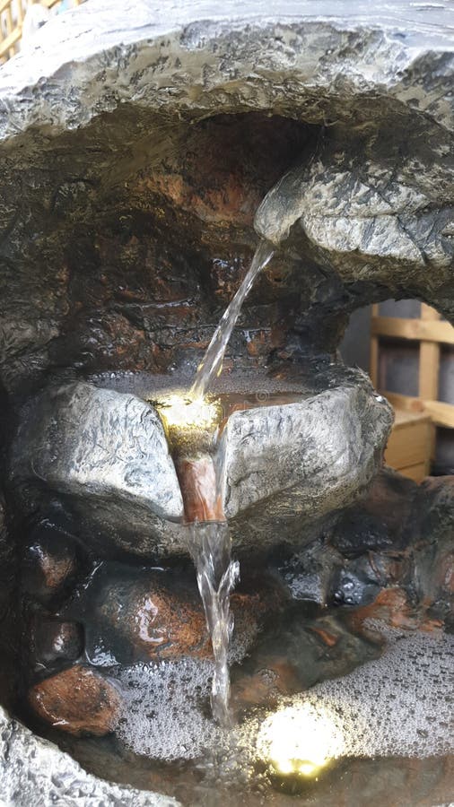 A Cavernous Waterfall editorial stock image. Image of inside - 256674199