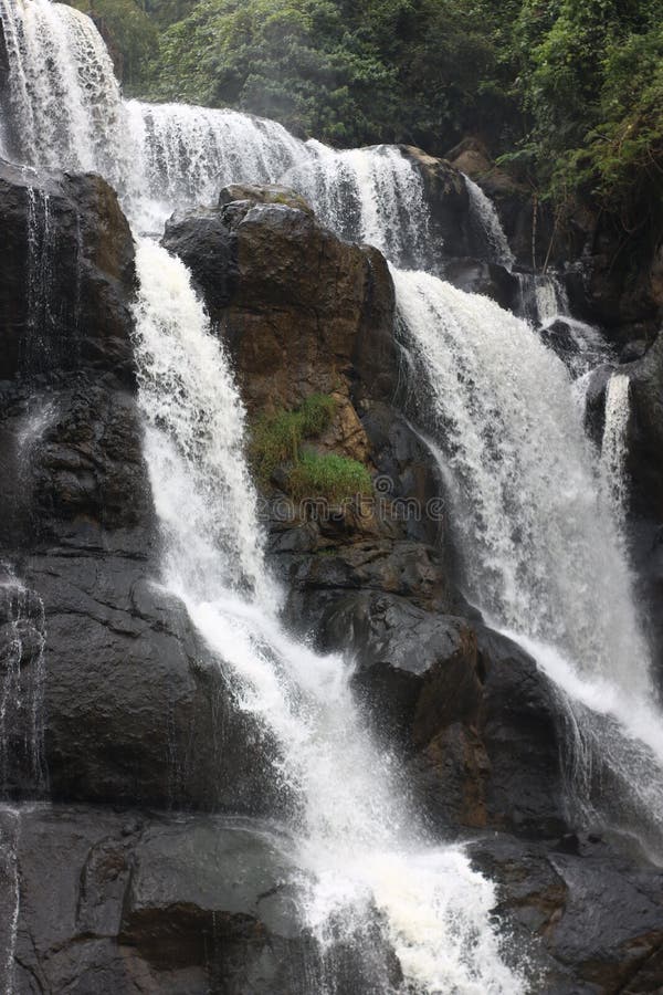 The Water Falls with a Large Rock Stock Image - Image of leaf, mountain ...