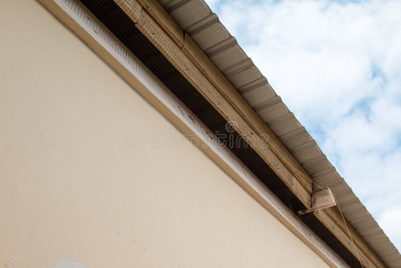 The Water Flow into the Groove Stock Photo - Image of cover, home: 83134622