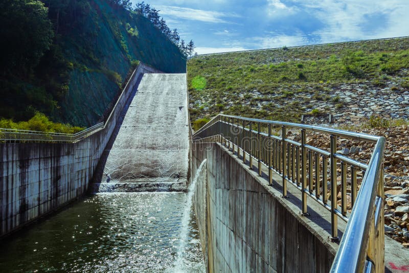 Sluice And Spillway stock photo. Image of kentmere, flow - 23634326